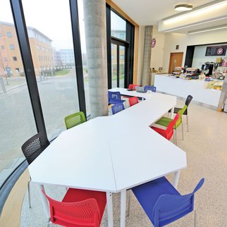 Kite | Folding Office Tables, Easy To Move, Nest & Store | Muzo