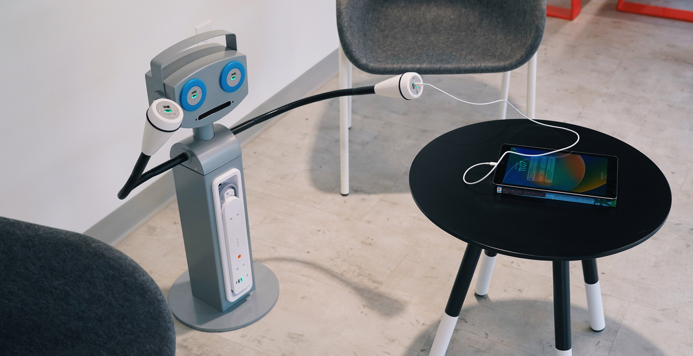 Juice Bot® | Standing Charging Station With USB & USB-C | Muzo