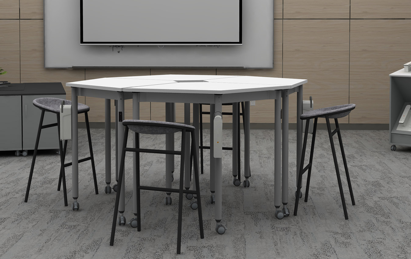 Qpac | Standing Charging Station With USB & USB-C | Muzo